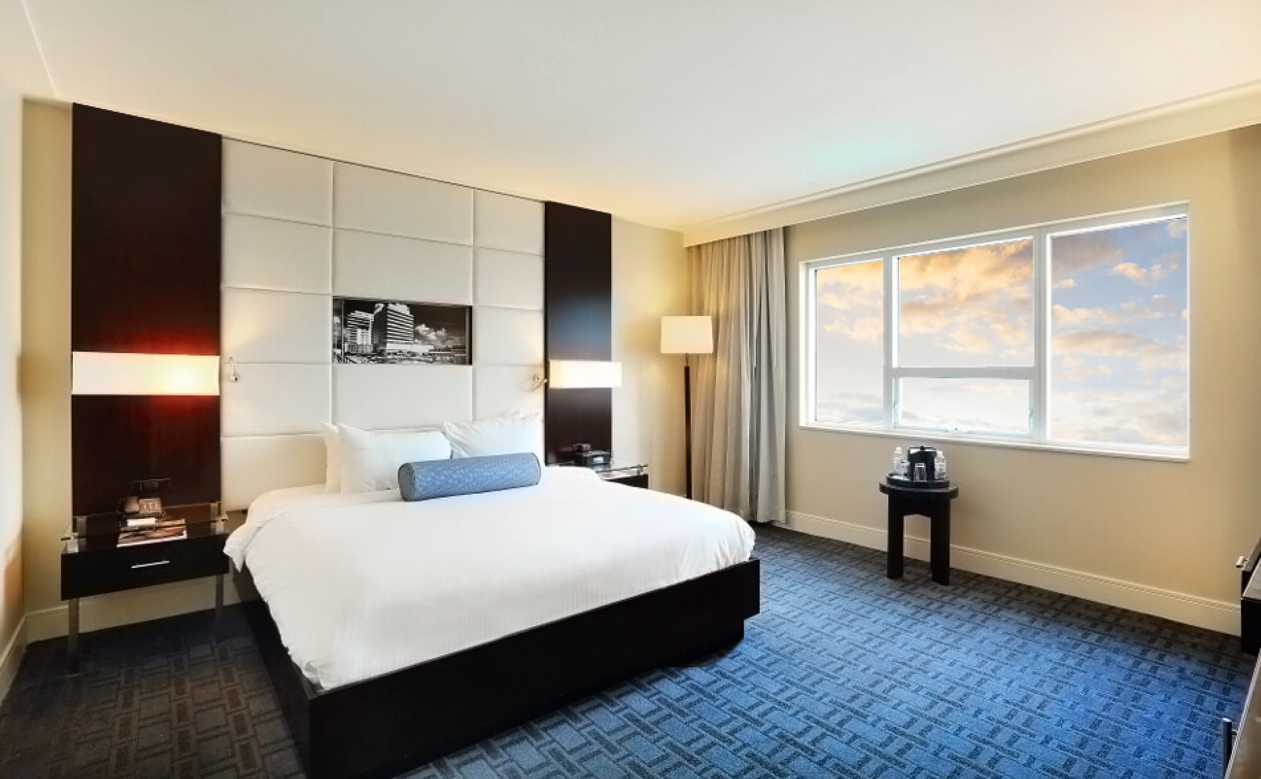 Deluxe Rooms | Eden Roc Hotel Miami Beach