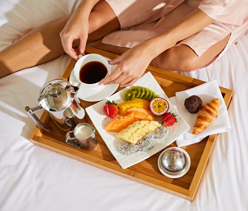 Miami Beach Restaurants and Bars | Eden Roc Hotel Miami Beach