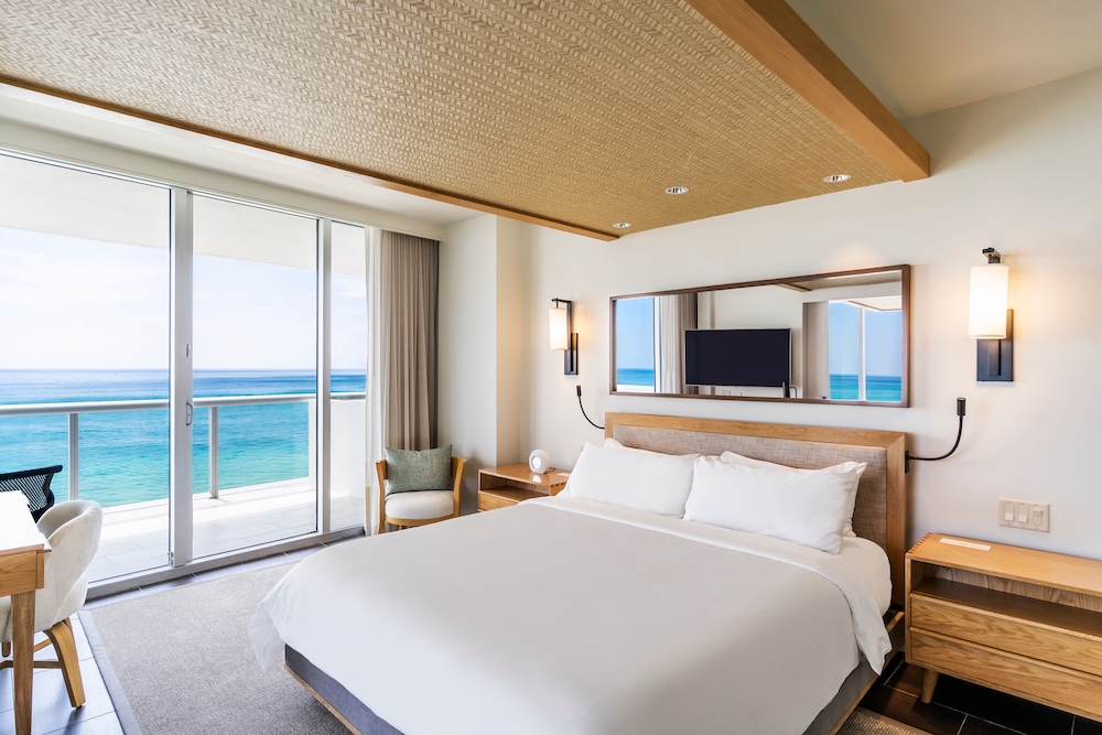 Eden Roc Miami Beach Resort | An Iconic Luxury Miami Hotel